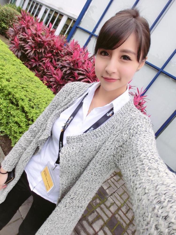 Meet Rita Kao, The Hot Taiwanese Flight Attendant