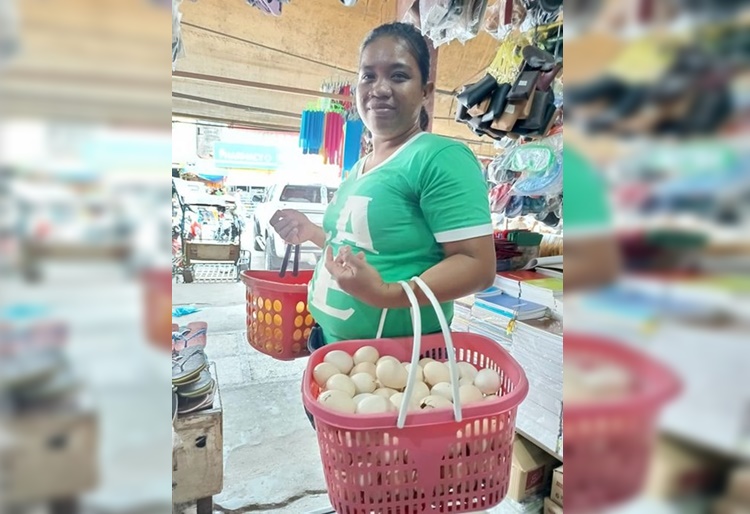 Woman Sells Balut Penoy To Help Her Husband W Their Finances Philnews