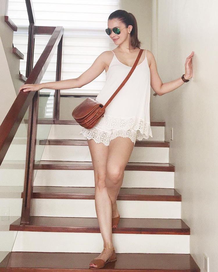 Sunshine Cruz's Timeless Beauty Proven By 15 Photos