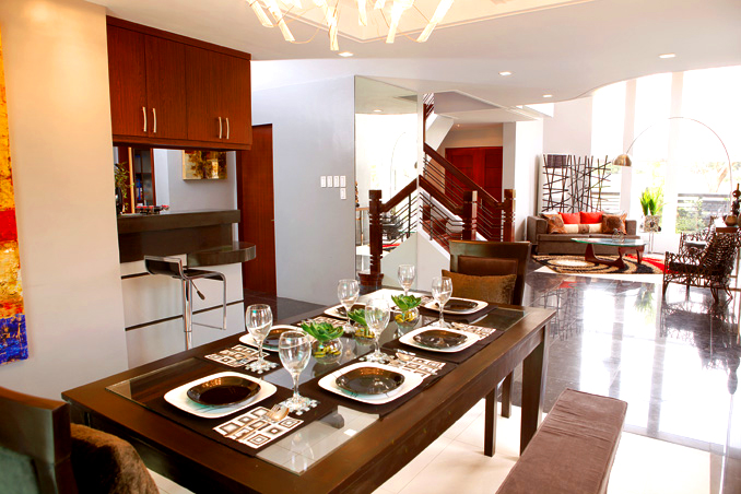 Take a Tour Inside the Grandiose 3-Storey House of Gerald Anderson