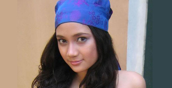 Take a Look at Arci Muñoz's Beauty Transformation From 2005 to 2017