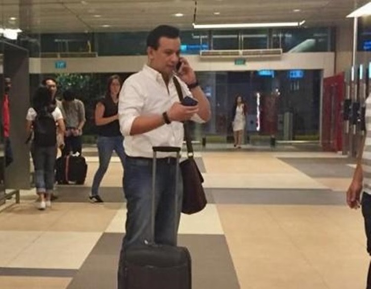 Senator Trillanes Spotted Wearing Two Watches On His Singapore Trip