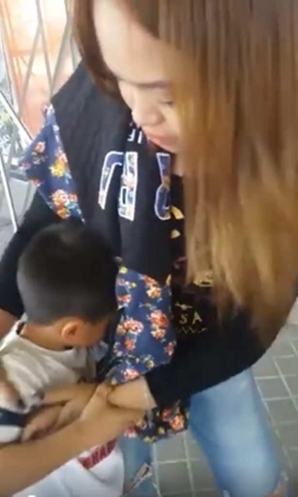 Heartbreaking Video Of OFW Mother Leaving Her Son To Work Abroad Heartbreaking Video Of OFW Mother Leaving Her Son To Work Abroad