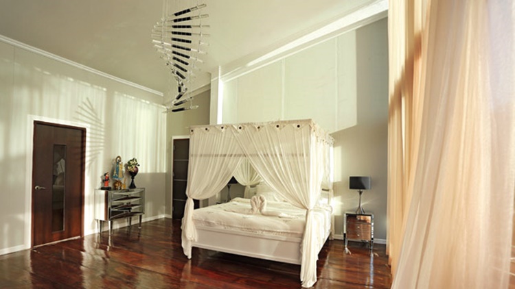 Derek Ramsay's Stunning, Elegant Glass House In Palawan Makes Numerous ...