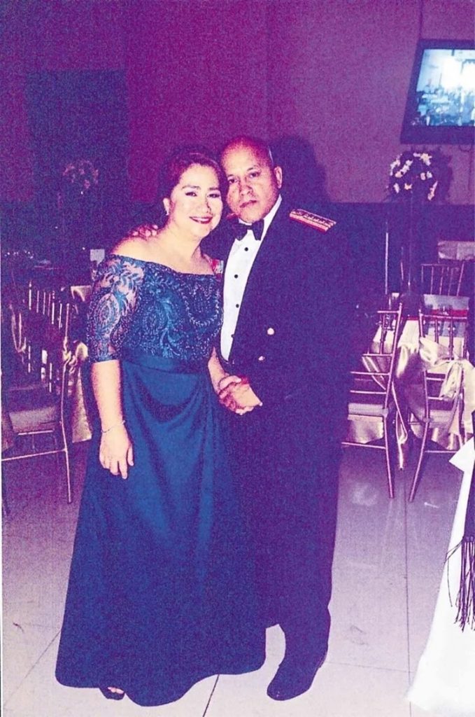 Meet Nancy dela Rosa, The Wife of PNP Chief Ronald 'Bato' dela Rosa