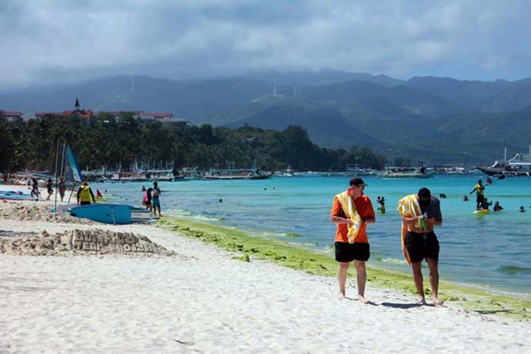 Supreme Court Asked To Issue Order To Stop Boracay Closure