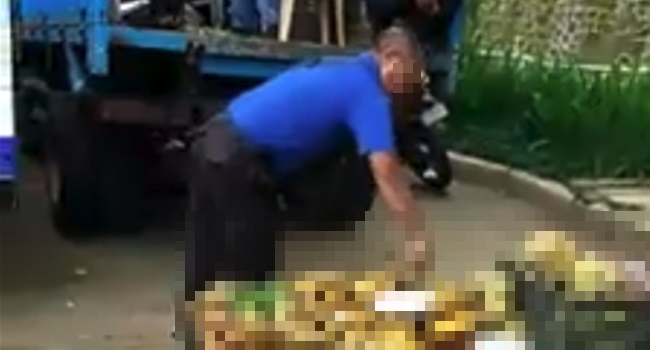 Banana Stand Destroyed By Police Officers, Video Went Viral