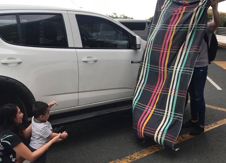 OFW Performing Vanishing Trick For No-Tears Goodbye To Son Goes Viral