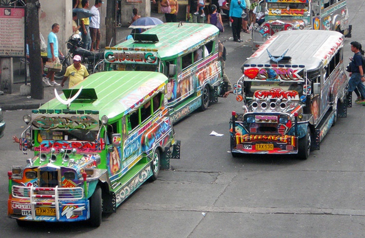 Funny Yet Discriminating Jeepney Sign Board Goes Viral
