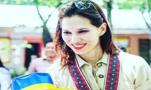 Celebrities Who Excel On Both Career, Academic Studies