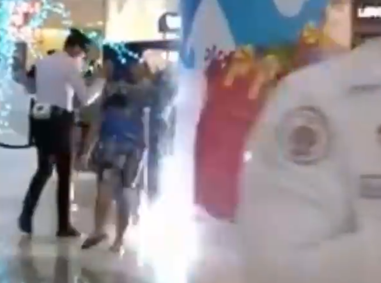 Mall Shopper Using His Slippers To Put Out Fire At SM Goes Viral