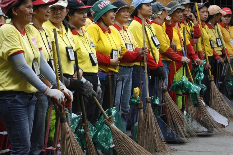 Lady Street Sweeper Working Around Dawn Amidst TD Samuel Goes Viral