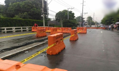 Motorcycle Rider Crashes Into Plastic Barrier Goes Viral (Video)