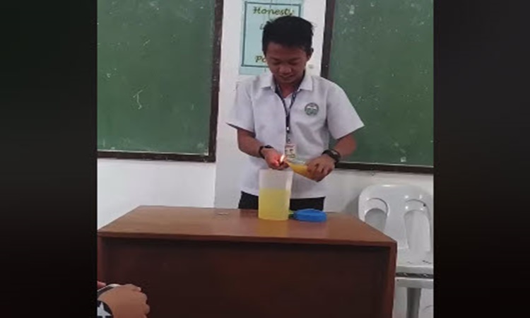 Student Preparing Alcoholic Drink During Class Goes Viral (Video)