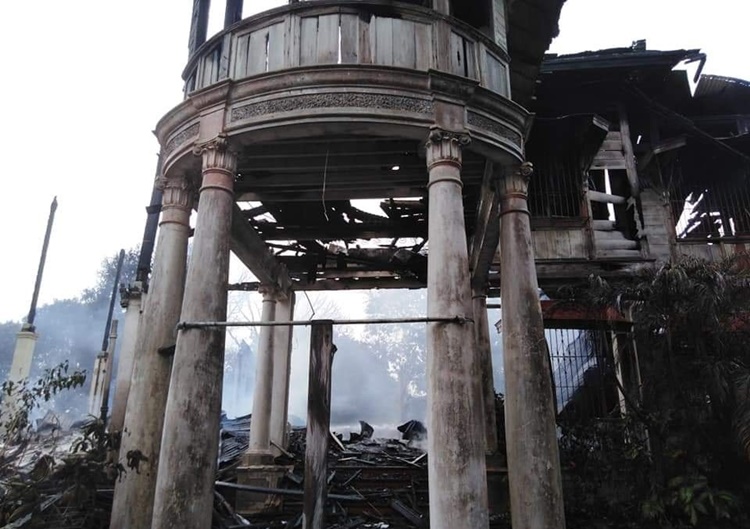 Gustilo Ancestral Mansion in Negros Occidental Catches Fire