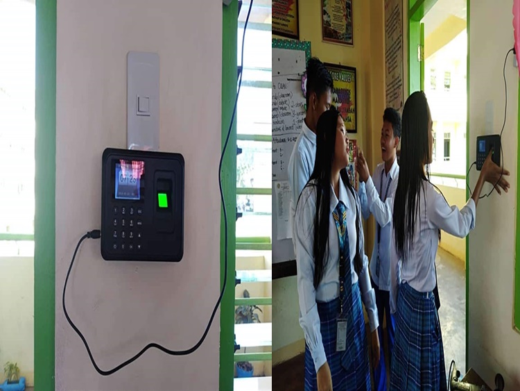 Witty Teacher Uses Biometric Scanner To Check Student’s Attendance