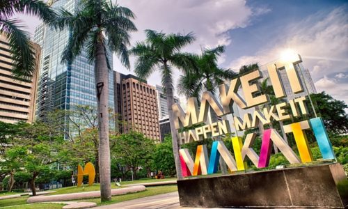 Christmas Season: Photos of Makati City's Colorful Parks, Walkways