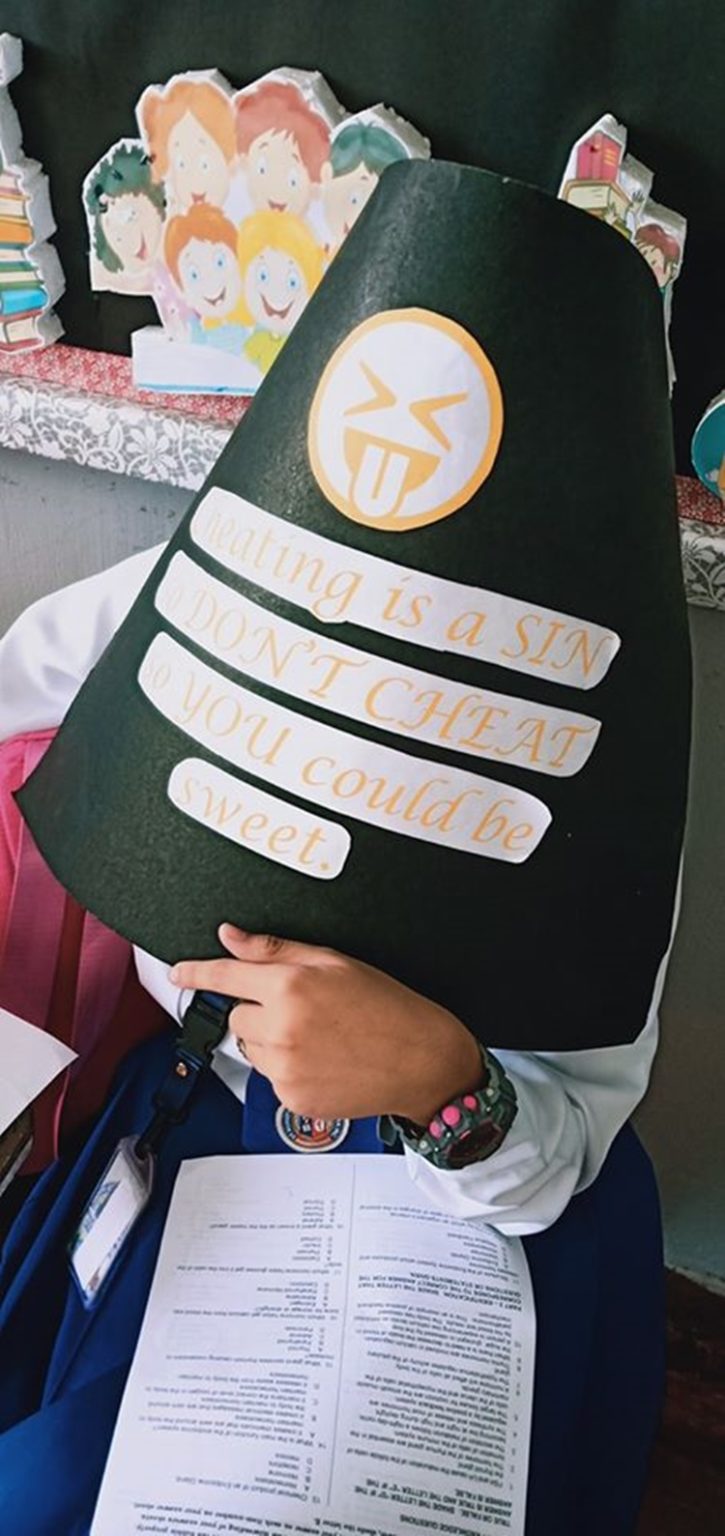 Science Teacher Requires Students To Wear Anti-Cheating Headpiece ...