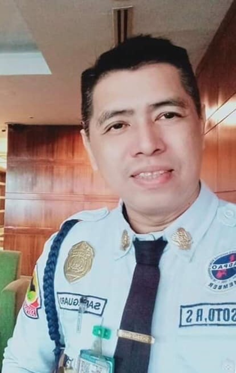 Raffy Tulfo Slams Security Guard Pretending To Be Cop For Bullying ... Raffy Tulfo Slams Security Guard Pretending To Be Cop For Bullying ...