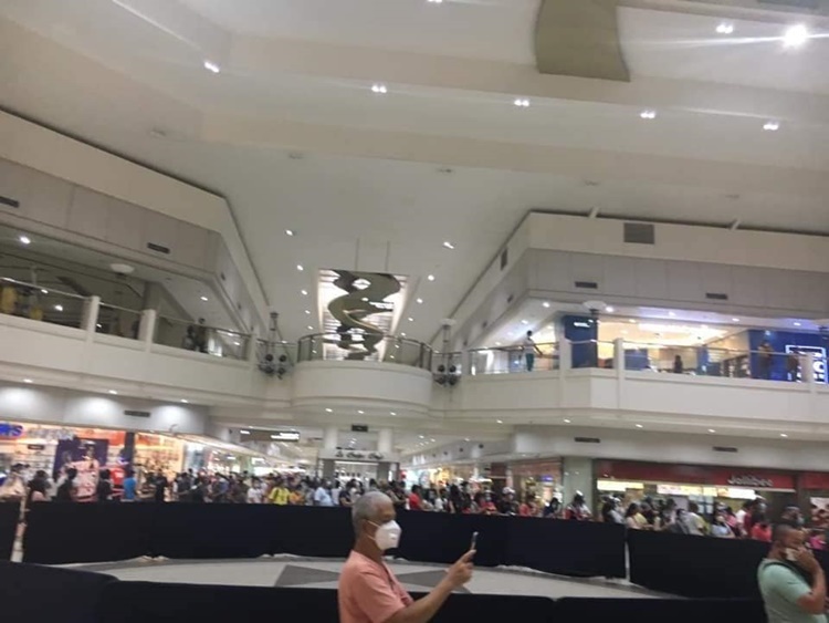 CDO Mall Stops “Bagsak Presyo” Promo Due to Huge Numbers of Shoppers