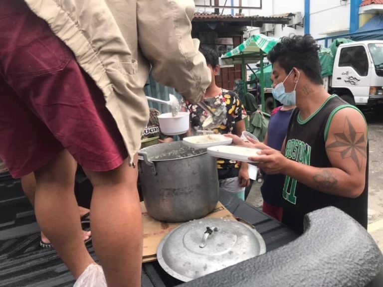 Food Business Owner Gives Free Warm Meals to Residents of Tuguegarao