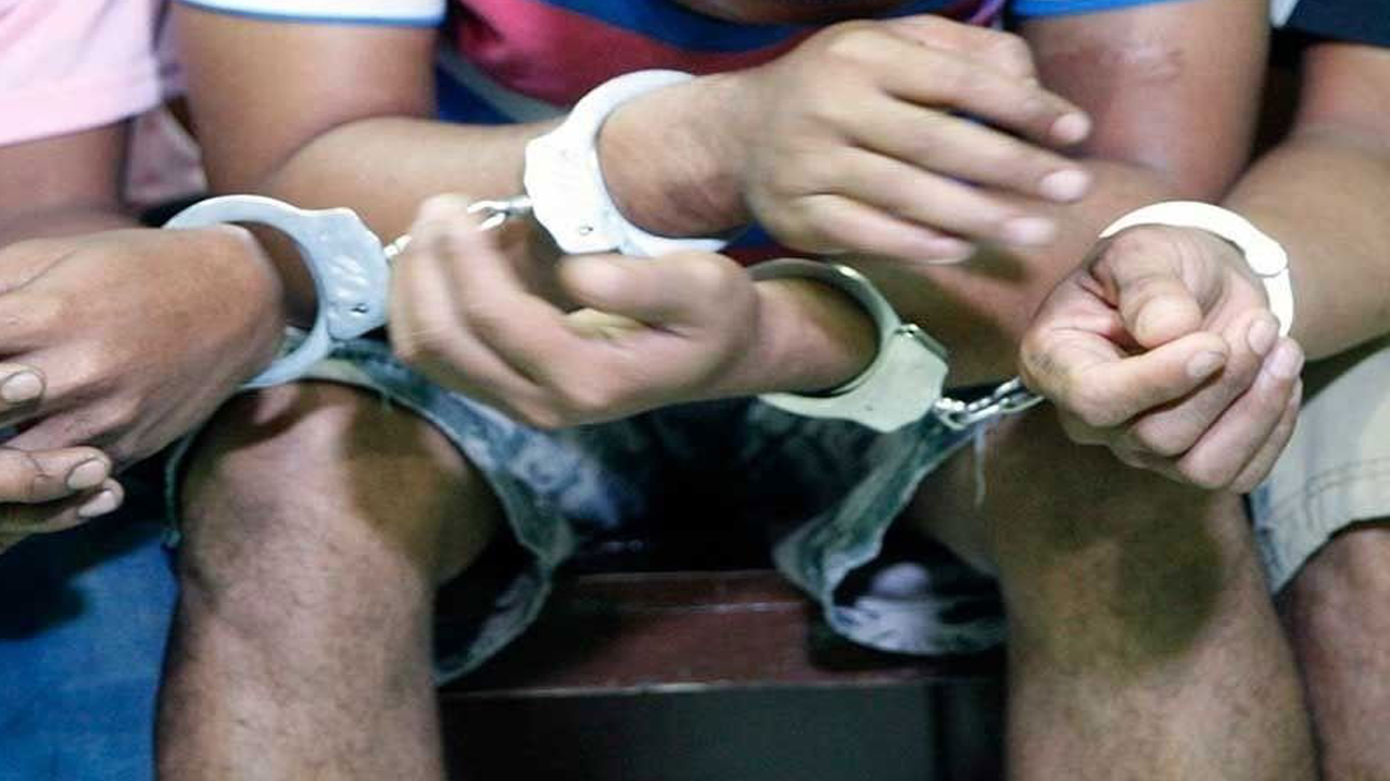 4 Alleged Drug Pushers, 3 Others Drinking Amid Curfew Hours Arrested