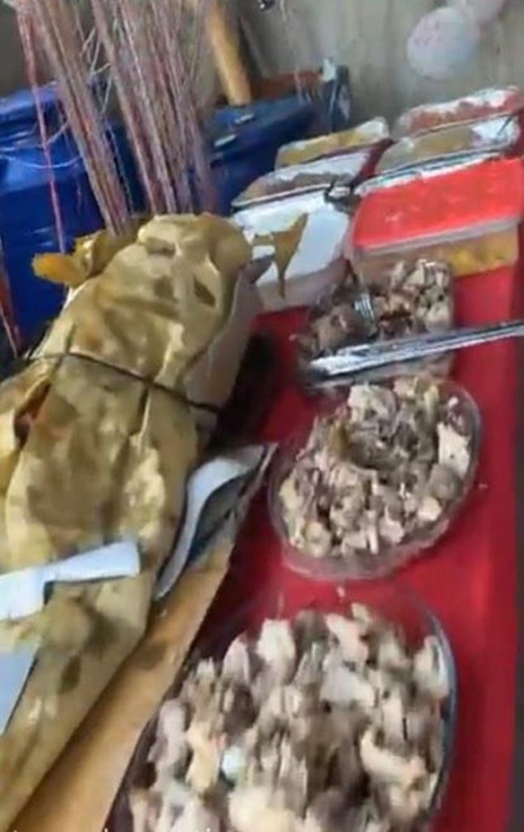 Lady Customer in Viral Video Urges Netizens to Stop Bashing Her "I am ...