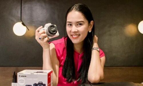 Neri Naig Begs For Picture W/ Sarah Geronimo