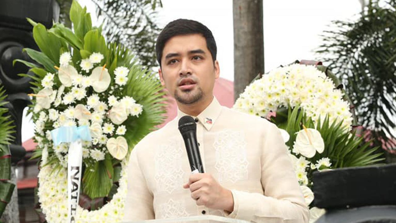 Vico Sotto Laments Filipinos Obeying Rules Abroad vs in PH