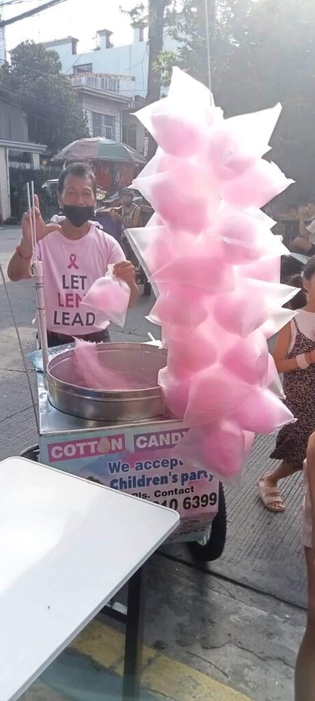 Cotton Candy Vendor to Customer “Salamat sa pag-arkila niyo sakin”