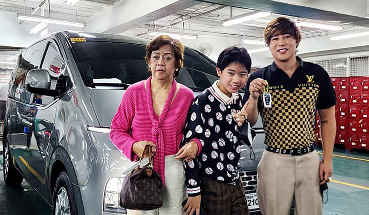 Vince Tañada Shares Newly Bought Car: “Katas ng Katips”