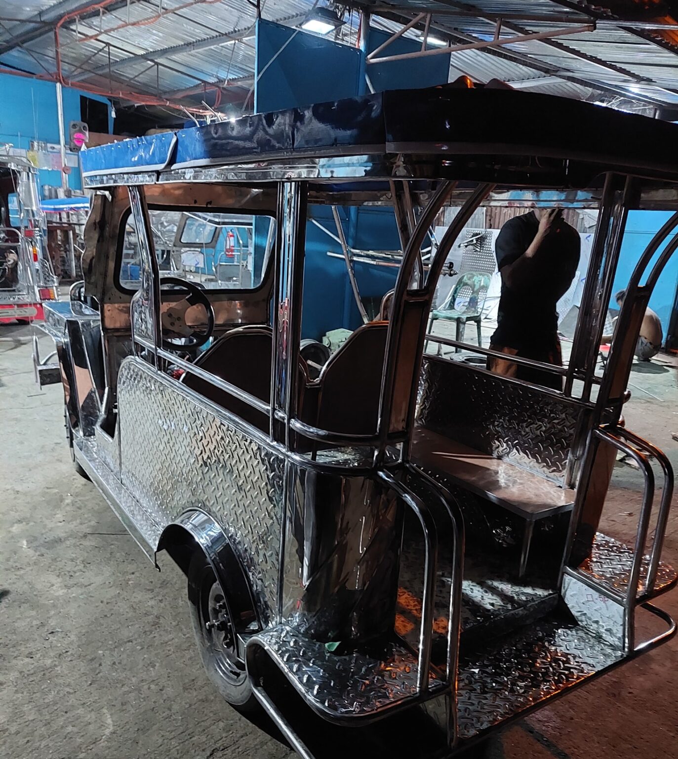 Jeep-Sikel in Laguna Earns Instant Popularity