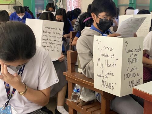 Student Goes Viral Over Anti-Cheating Cover “Left-handed ako pero I can ...