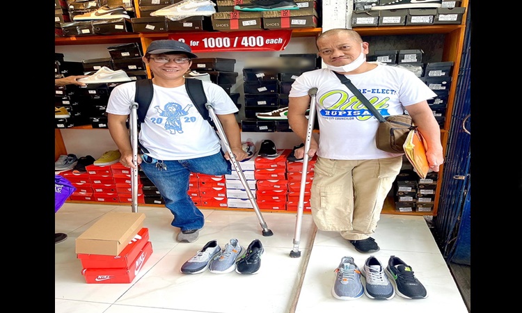 2 PWDs in Pasig City Share Pairs of Shoes Together
