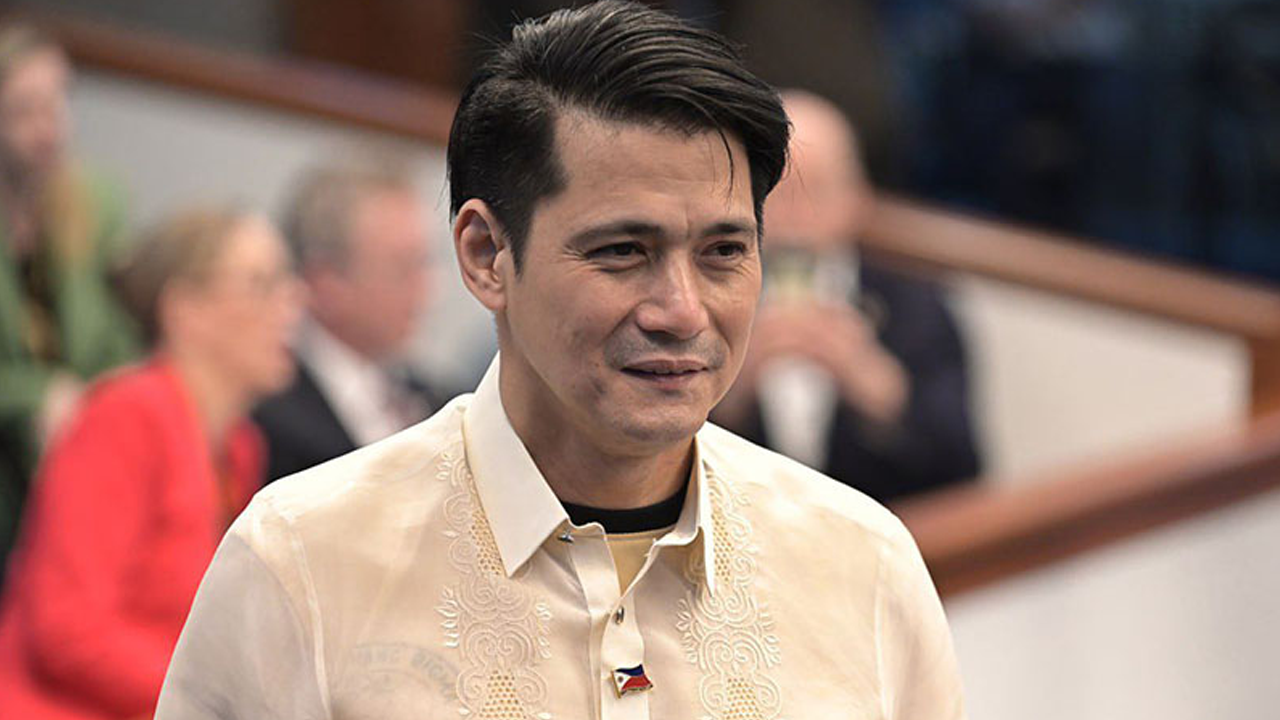 Netizens Want Senator Padilla to Resign for Insisting Cha-Cha