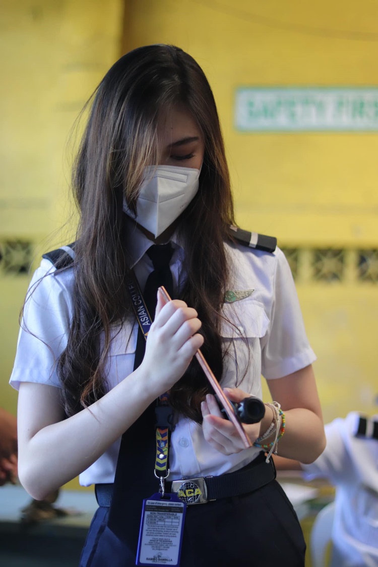 Beautiful Aeronautics Student in Asian College of Aeronautics Goes Viral