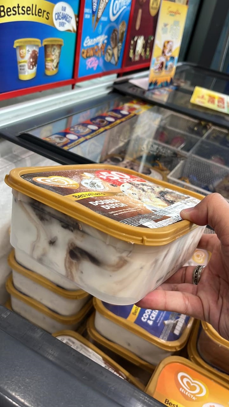 Netizen Flexes Transparent Ice Cream Containers: "Di na tayo malilinlang"