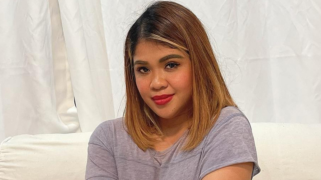 Melai Turns Gloomy Over Fear to Lost “Raket” after Arriving Late at Airport