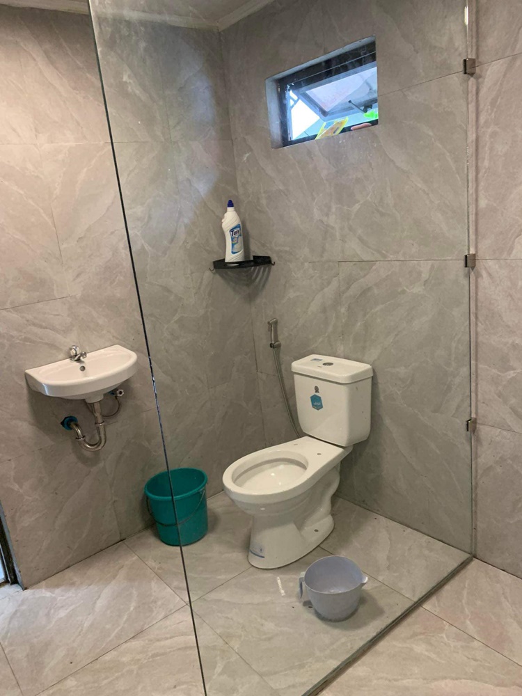 Homeowner Flexes Aesthetic Look of their Bathroom w/ Touch of Pinoy ...