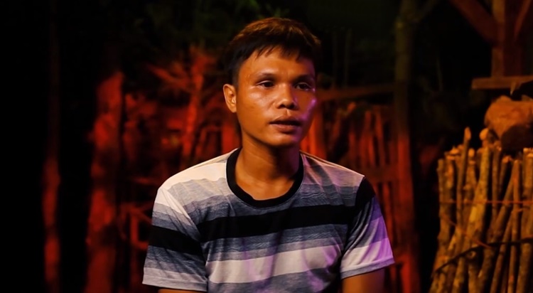 Man Displays Unusual Behavior After Encounter w/ Aswang | PhilNews