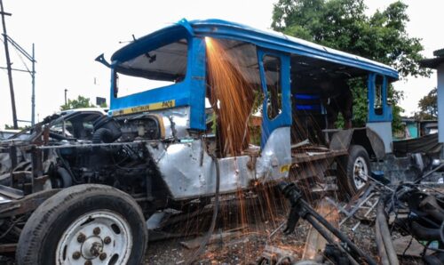 Jeep Operators Scrap Traditional Jeepneys in Response to PUV ...
