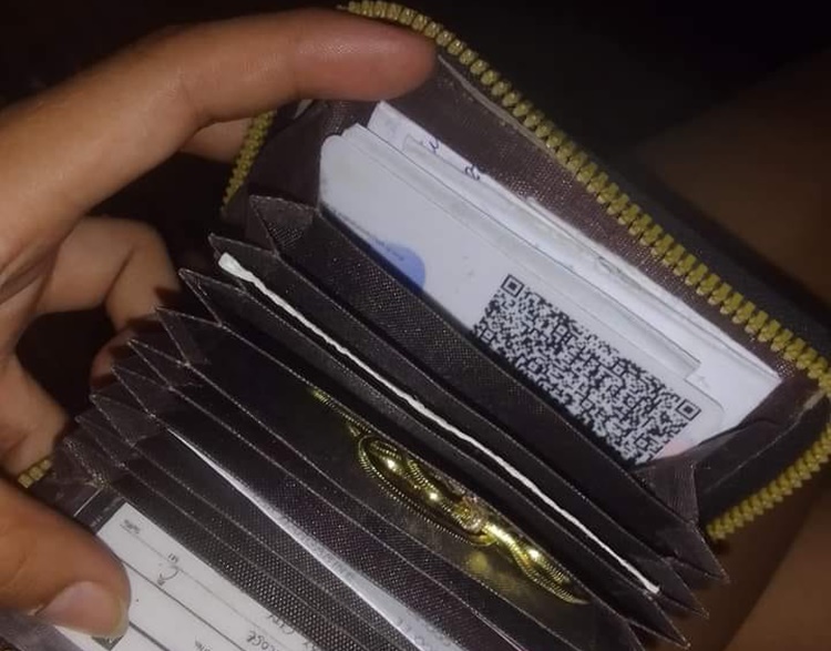 Woman Expresses Dismay After Her Wallet Was Returned, But Cash Was Gone ...
