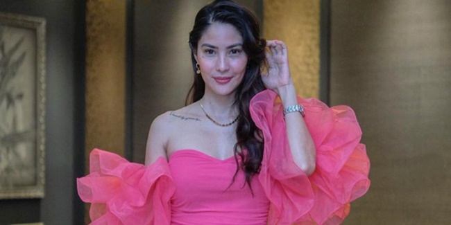 How Did RR Enriquez & Jayjay Helterbrand's Romance Begin? | PhilNews