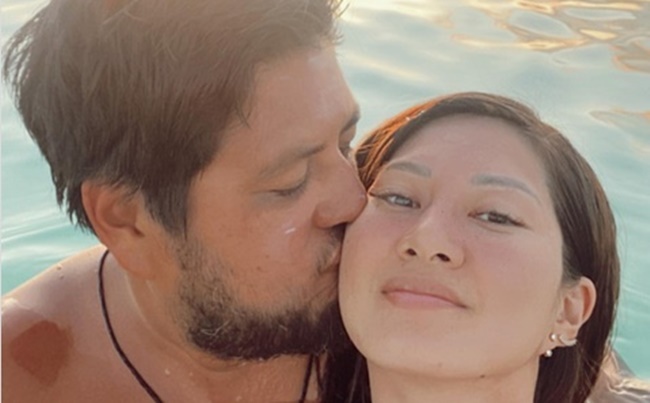 Elvis Gutierrez Posts Touching Photo as he Mourns Wife Alexa's Death ...