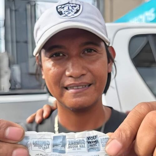 2 Lucky Men Hit Jackpot in Ginebra San Miguel Raffle| PhilNews