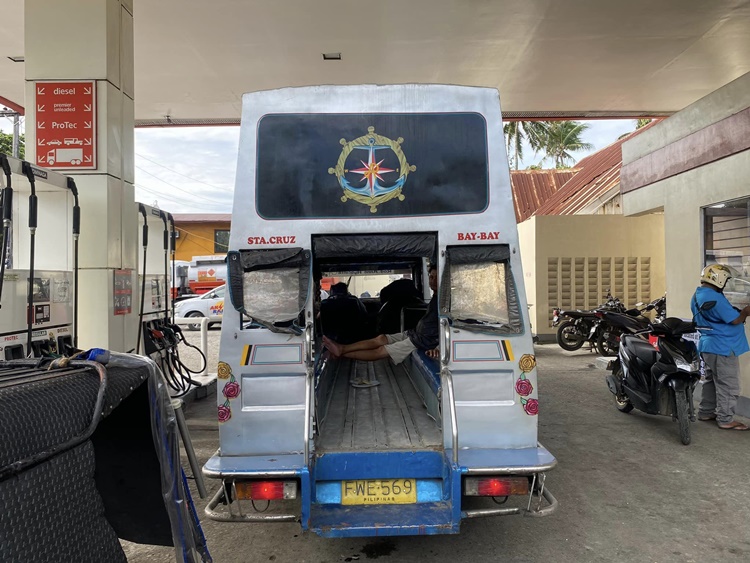 Traditional Jeepney Resembling Modernized Jeep Spotted Operating in ...