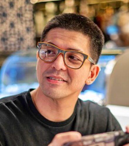 Mark Herras Suprises Jojo Mendrez During Press Conference | PhilNews