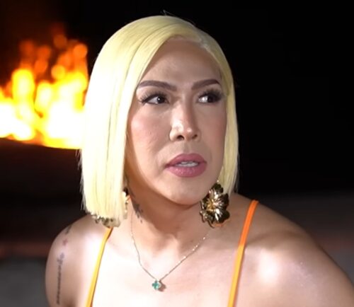Vice Ganda Makes MC Cry: "Hindi marunong makisama..." | PhilNews