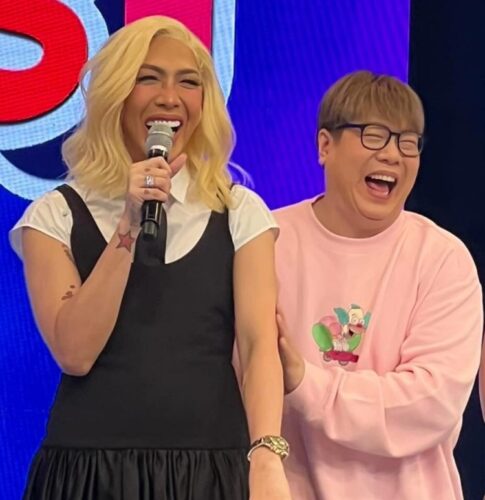 Vice Ganda-MC Muah Issue: Ogie Diaz Says "Sana magkaayos" | PhilNews
