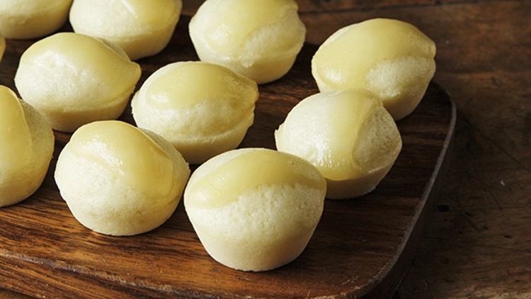 PUTO: A Must-Try Classic Filipino Steamed Rice Cake | PhilNews